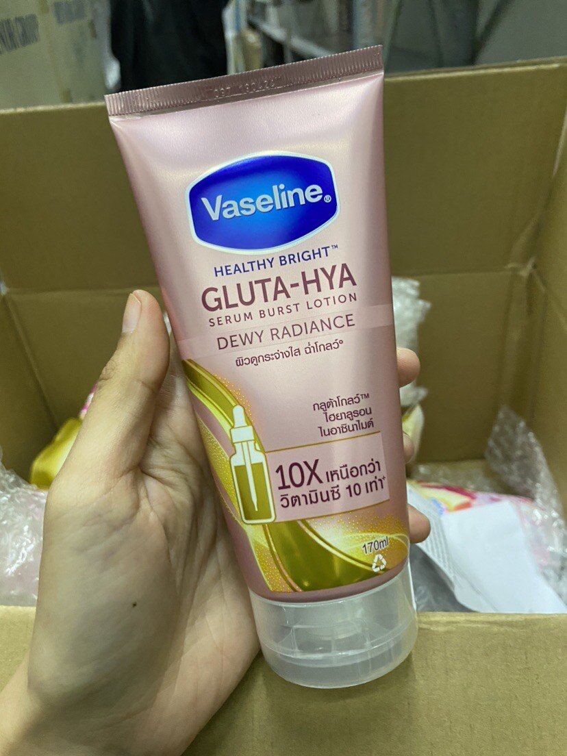 Vaseline Healthy Bright Gluta-Hya Serum Burst Lotion Flawless Glow 170ml